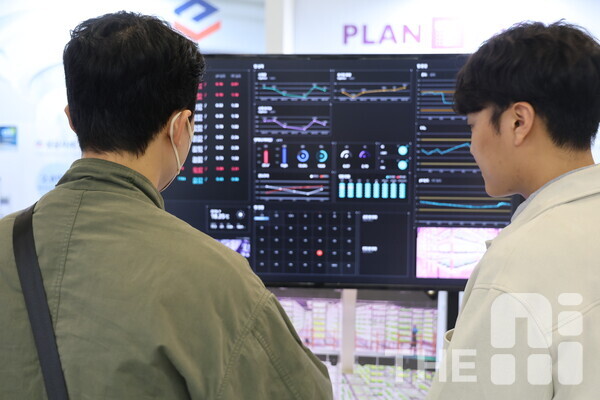 [TAS 2024] “소형 재배기부터 통합 관제 시스템까지”… 플랜티팜, 차세대 스마트팜 기술 공개